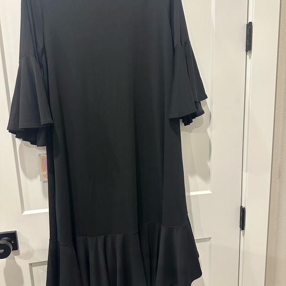 LuLaRoe | Dresses | Nwt Lularoe Maurine Black Ruffled Tiered Aline ...